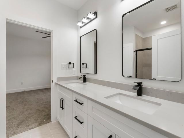 3709 Oak Ct, Montgomery, TX 77356 | MLS #19219
