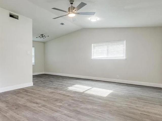 3709 Hilton Drive