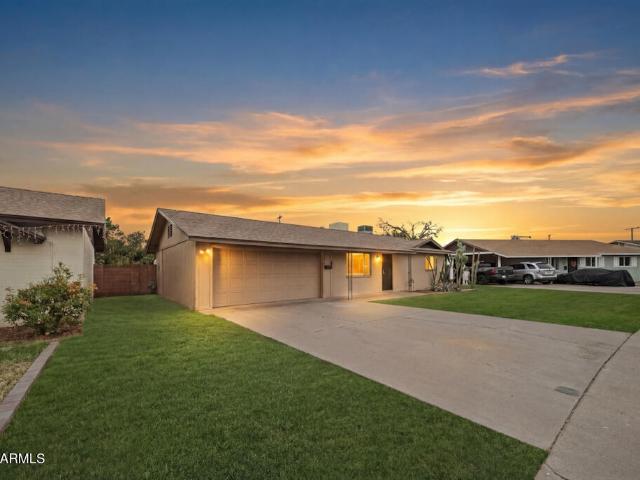 3709 W Echo Ln, Phoenix, AZ 85051 | MLS #7015 | Compass