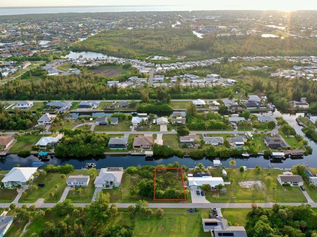 3709 Wisteria Pl, Punta Gorda, FL 33950 | MLS #C7527