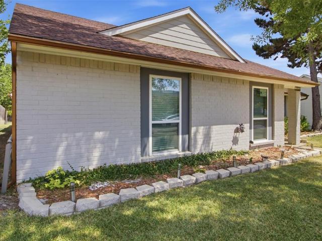 3709 Yaupon Drive