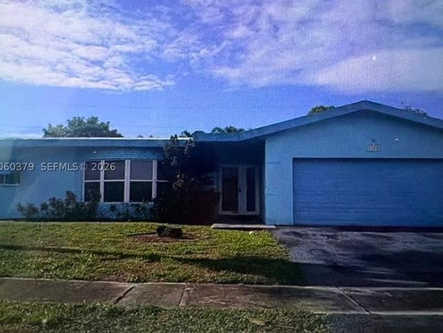 3700 NW 25th St, Lauderdale Lakes, FL 33311