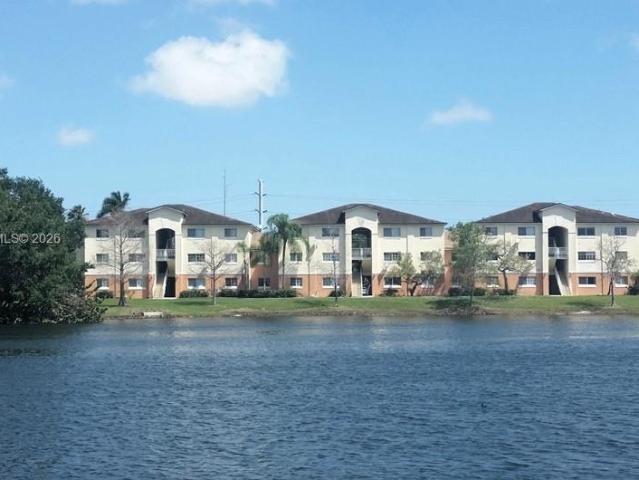 3700 N 56th Ave, Unit 1036, Hollywood, FL 33021 | MLS #A11961 | Compass