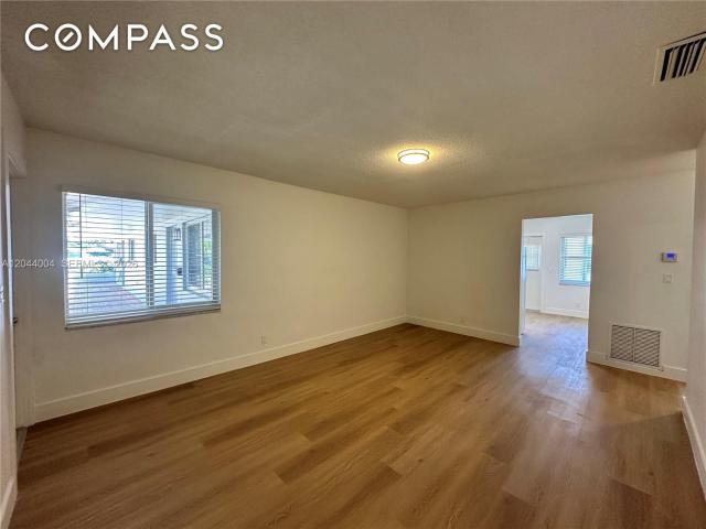 3700 NE 22nd Ave 4, Lighthouse Point, FL