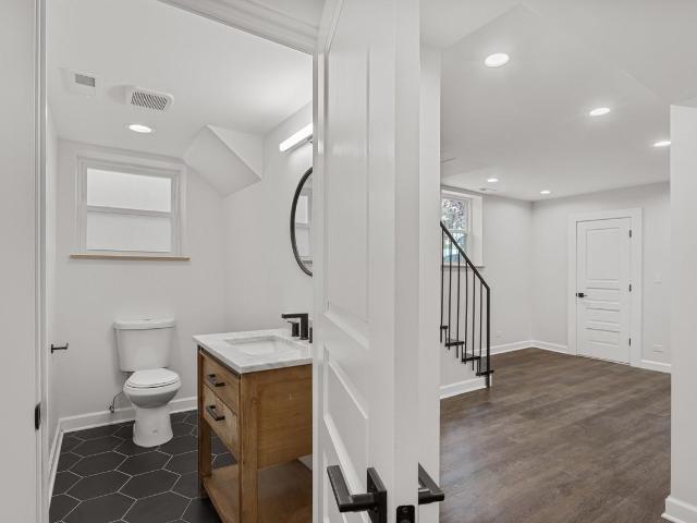 3700 North Magnolia Avenue 2 Bedroom Apartment for Rent at 3700 N Magnolia Ave, Chicago, IL 60613 Lakeview