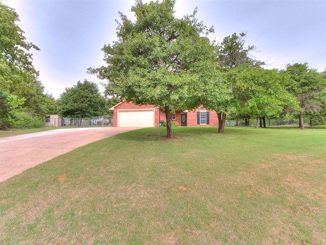 3700 Old Country Cir, Edmond, OK 73034