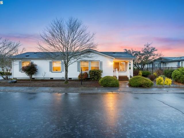 3700 Babcock Ln Spc 106, Eugene, OR 97401