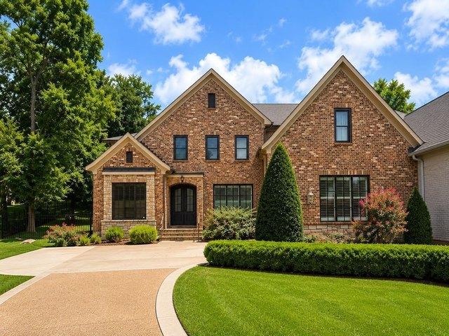 3700 Benham Ave, Nashville, TN 37215