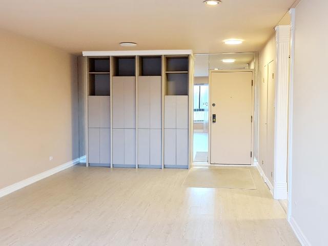 3700 Capri Court # 206