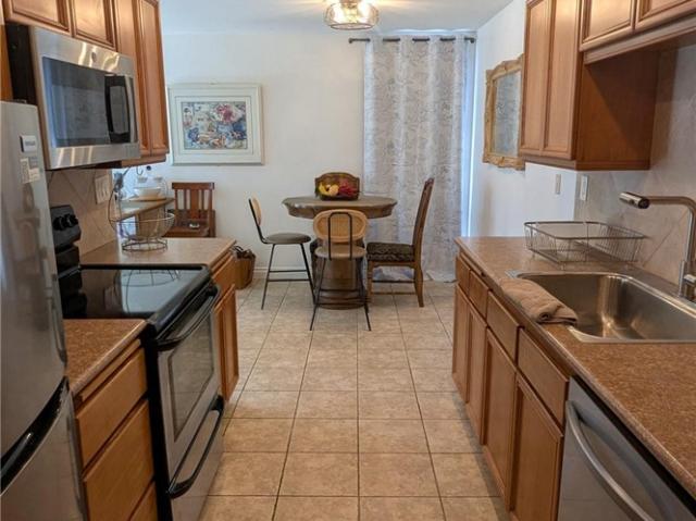 3700 Dean Drive 3203