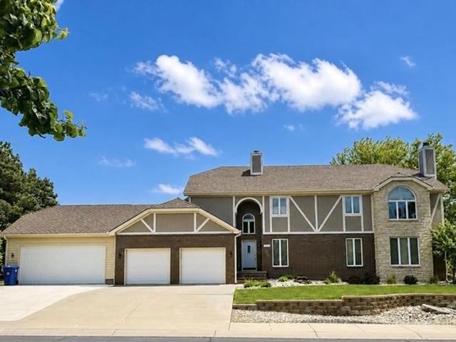 3700 Fairway Dr, Hays, KS 67601
