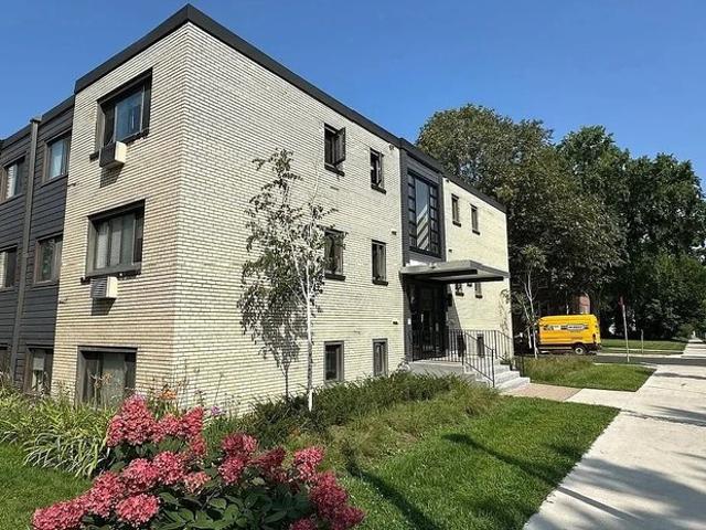 3700 Grand Ave S, Minneapolis, MN 55409