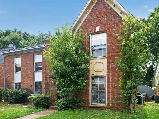 3700 hyacinth dr