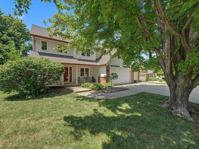 3700 SW 34th Place