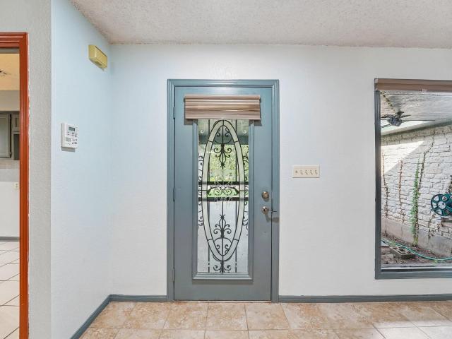 3700 Shady Valley Dr