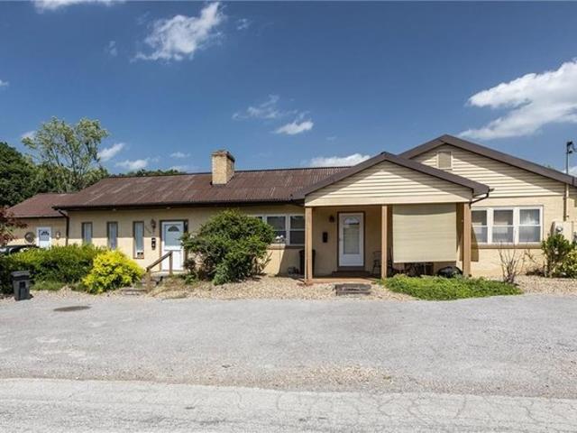 3700 49th St, New Brighton, PA 15066