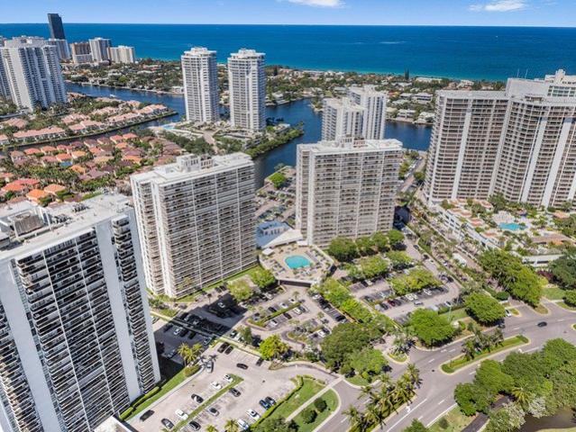 3701 N Country Club Dr Apt 404, Aventura, FL 33180