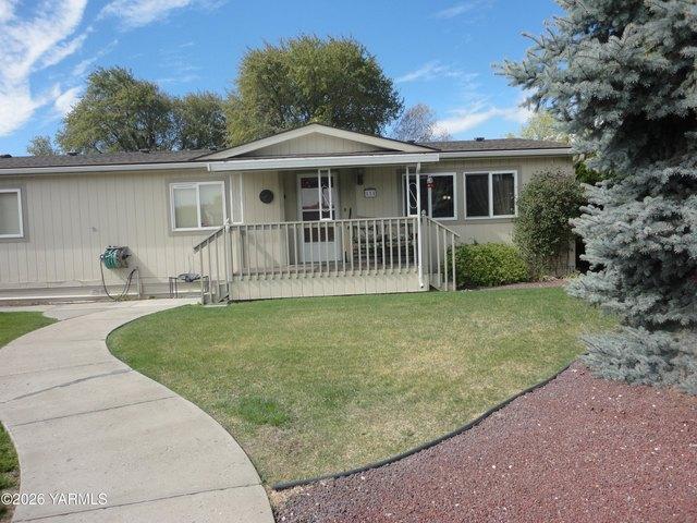 3701 Gun Club Rd Unit 111, Yakima, WA 98901