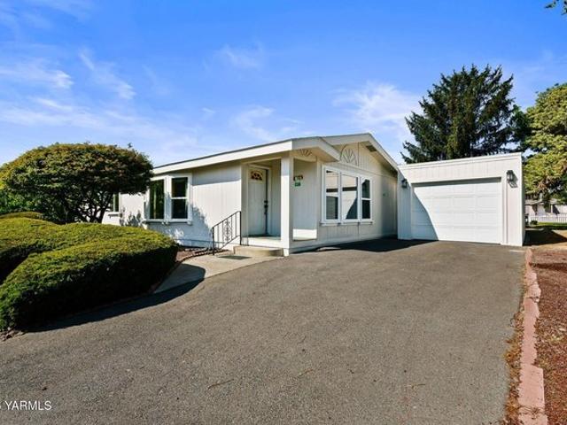 3701 Gun Club Rd Unit 67, Yakima, WA 98901
