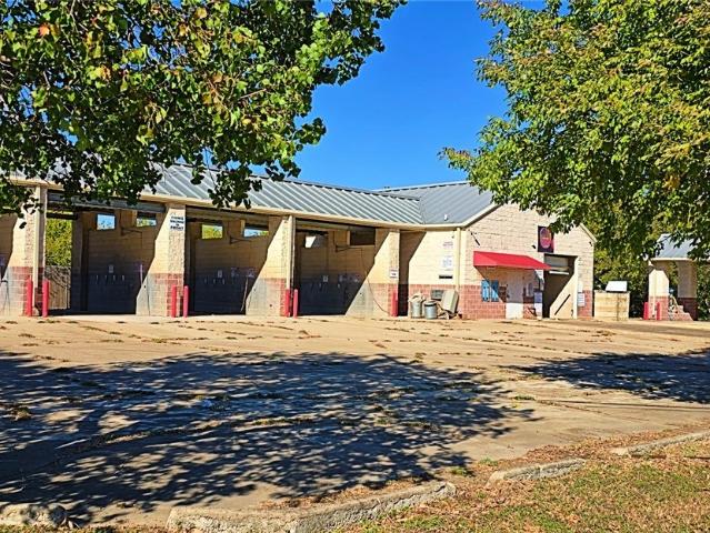 3701 Lake Road