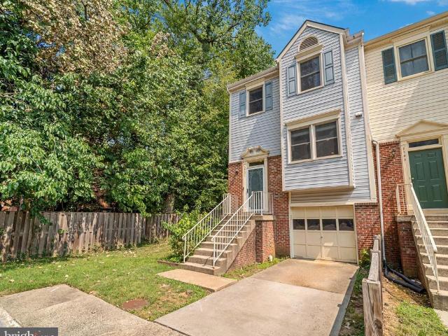 3701 Roxbury Lane