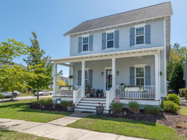 3701 Stamler Ct, Mount Pleasant, SC 29466 | MLS #26010 | Compass