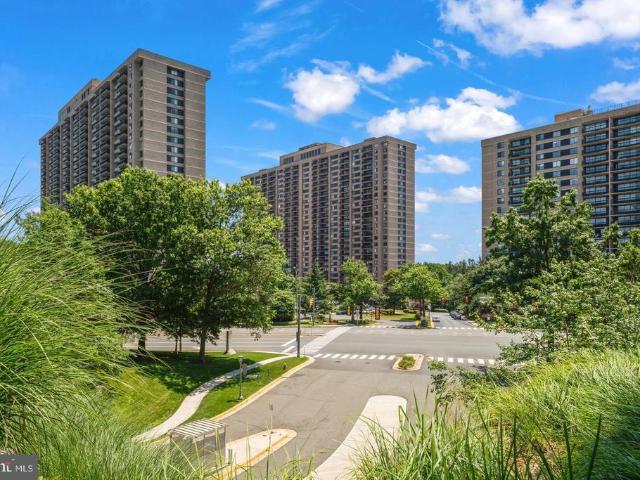 3701 S George Mason Drive # 1606N