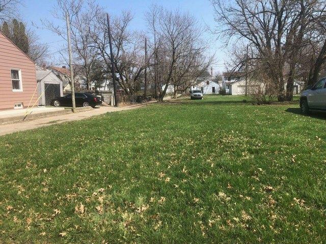 3701 S Park Dr, Fort Wayne, IN 46806