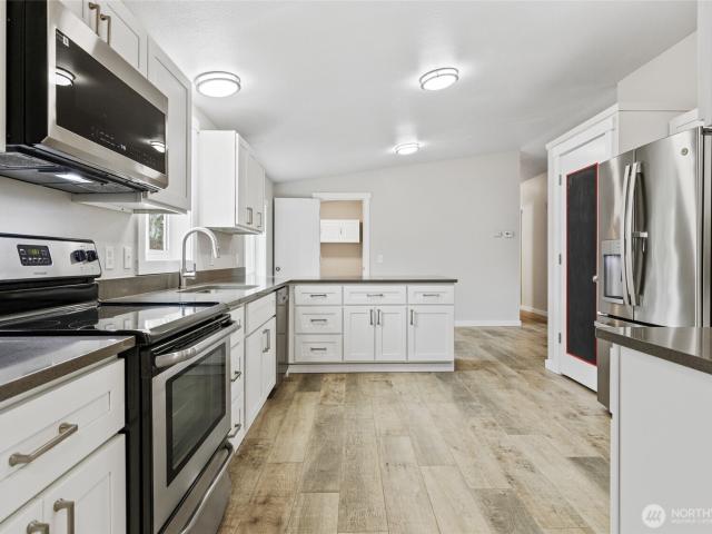3701 th Street Ct E