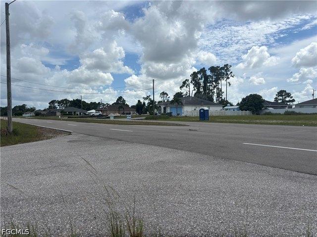 3701 W Gator Cir, Cape Coral, FL 33909