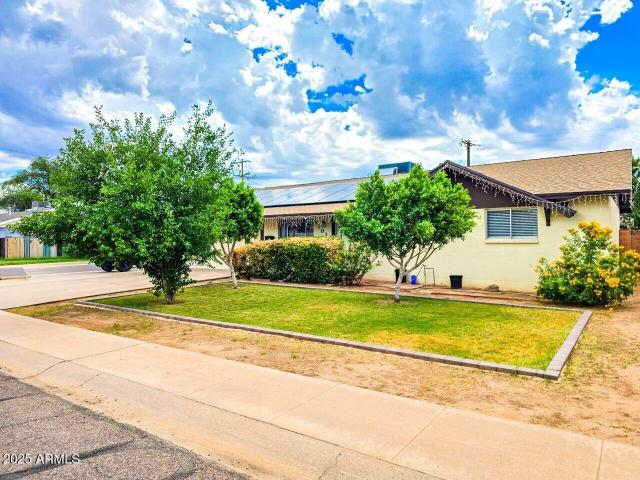 3701 W Echo Ln, Phoenix, AZ 85051 | MLS #7026
