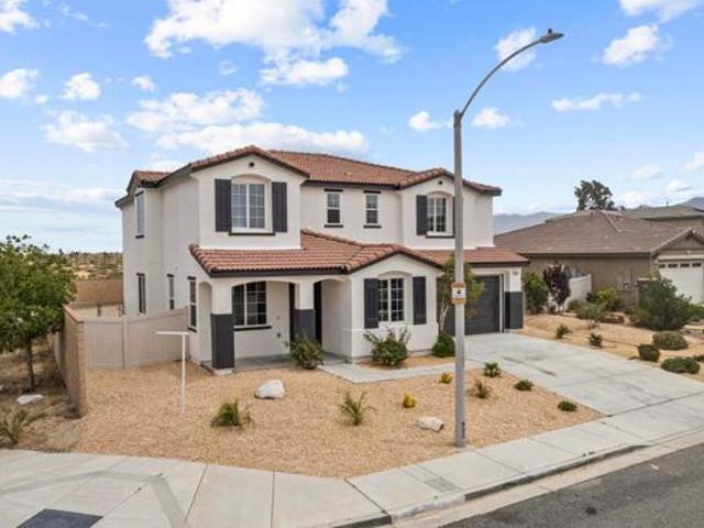 37024 Barons Ct, Palmdale, CA 93552