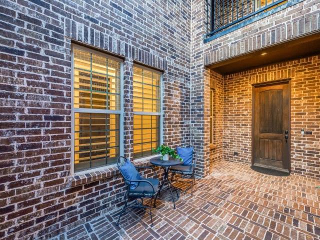 3702 Mesquite Court