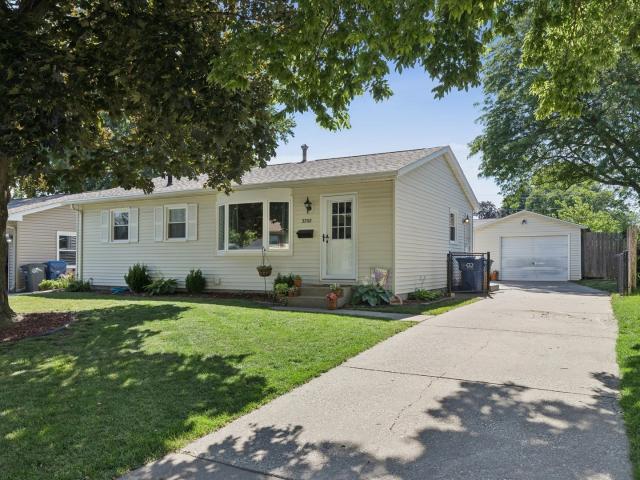 3702 Clover Hills Drive