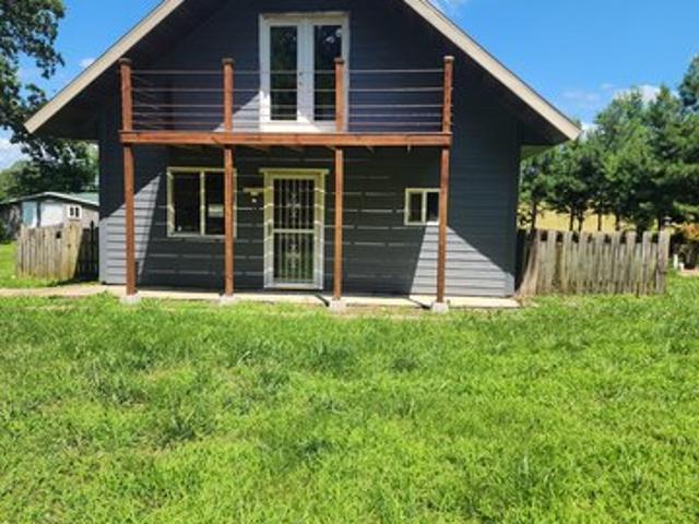 3702 County Road 4910, Willow Springs, MO 65793