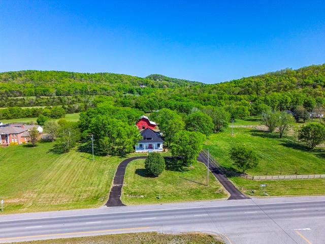 3702 Highway 231, Shelbyville, TN 37160 | MLS #3170 | Compass