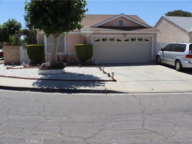 3702 th E, Palmdale, CA 93550