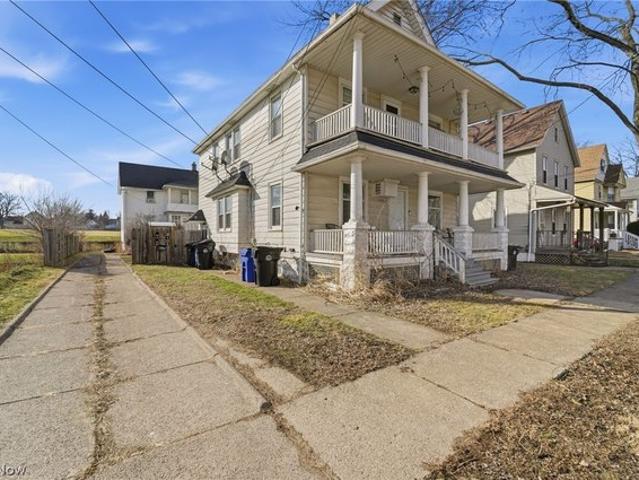 3702 W 15th St, Cleveland, OH 44109