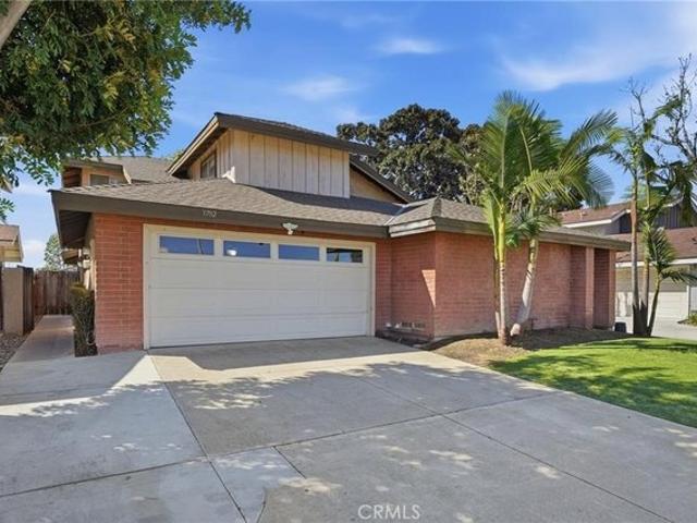 3702 W Park Central Ave, Orange, CA 92868