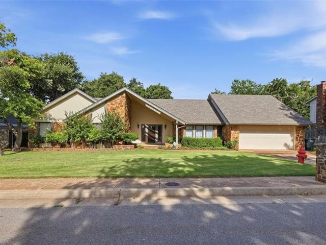 3703 Marked Tree Dr, Edmond, OK 73013