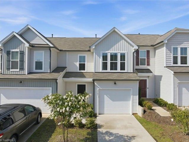 3703 Feltham Ln, Jamestown, NC 27282