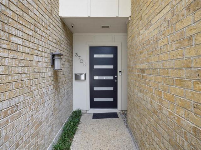 3703 Hulen Park Drive