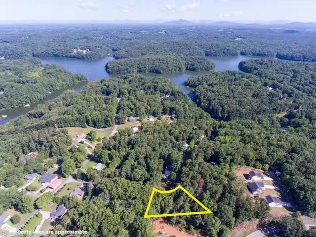 3703 Lakeview Dr, Gainesville, GA 30501 MLS 7400429