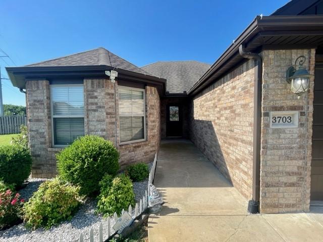 3703 SW Town Vu Road