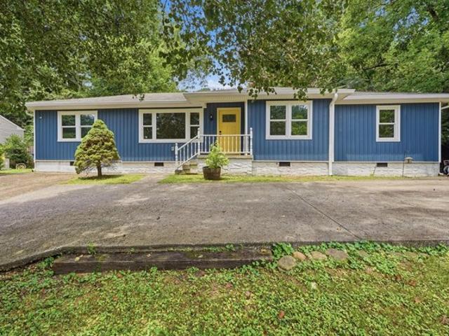3703 Thrushwood Dr, Chattanooga, TN 37415