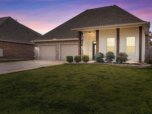 370 Coppice Pl, Bossier City, LA 71111