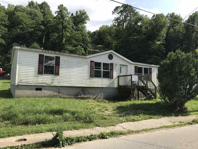 370 Chili St, Olive Hill, KY 41164