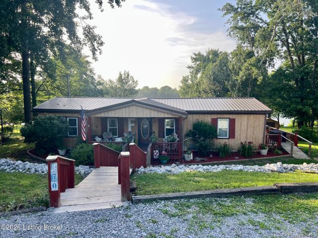 370 Circle Hill Rd
