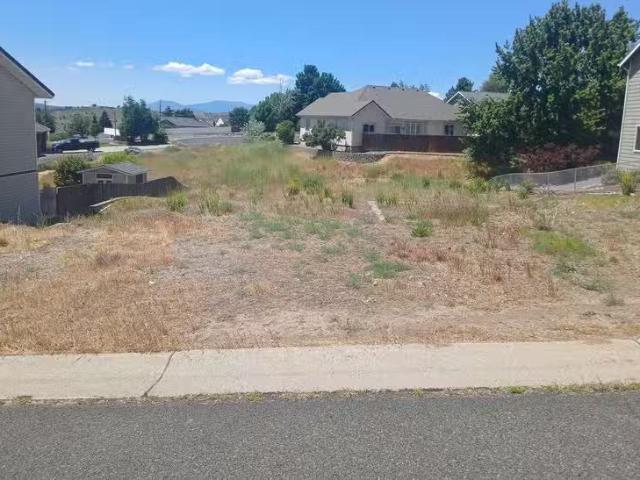 370 Crestdale Way, Klamath Falls, OR 97603 646291972