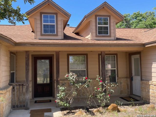370 Alberts Ln